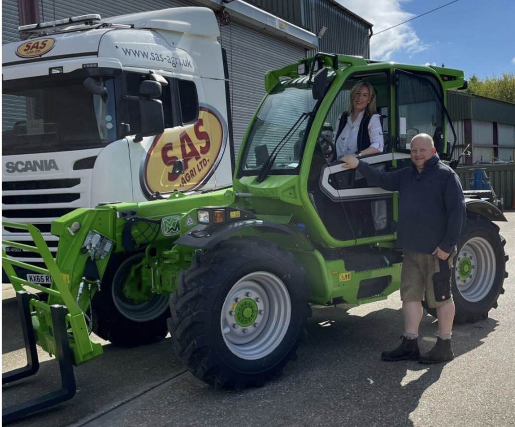 Telehandler manufacturer expands its ‘green network’ further - Farmers ...