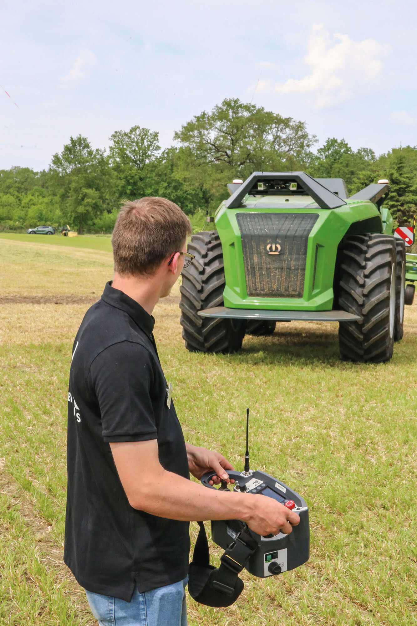 Driverless tractor concept progresses to next stage - Farmers Guide
