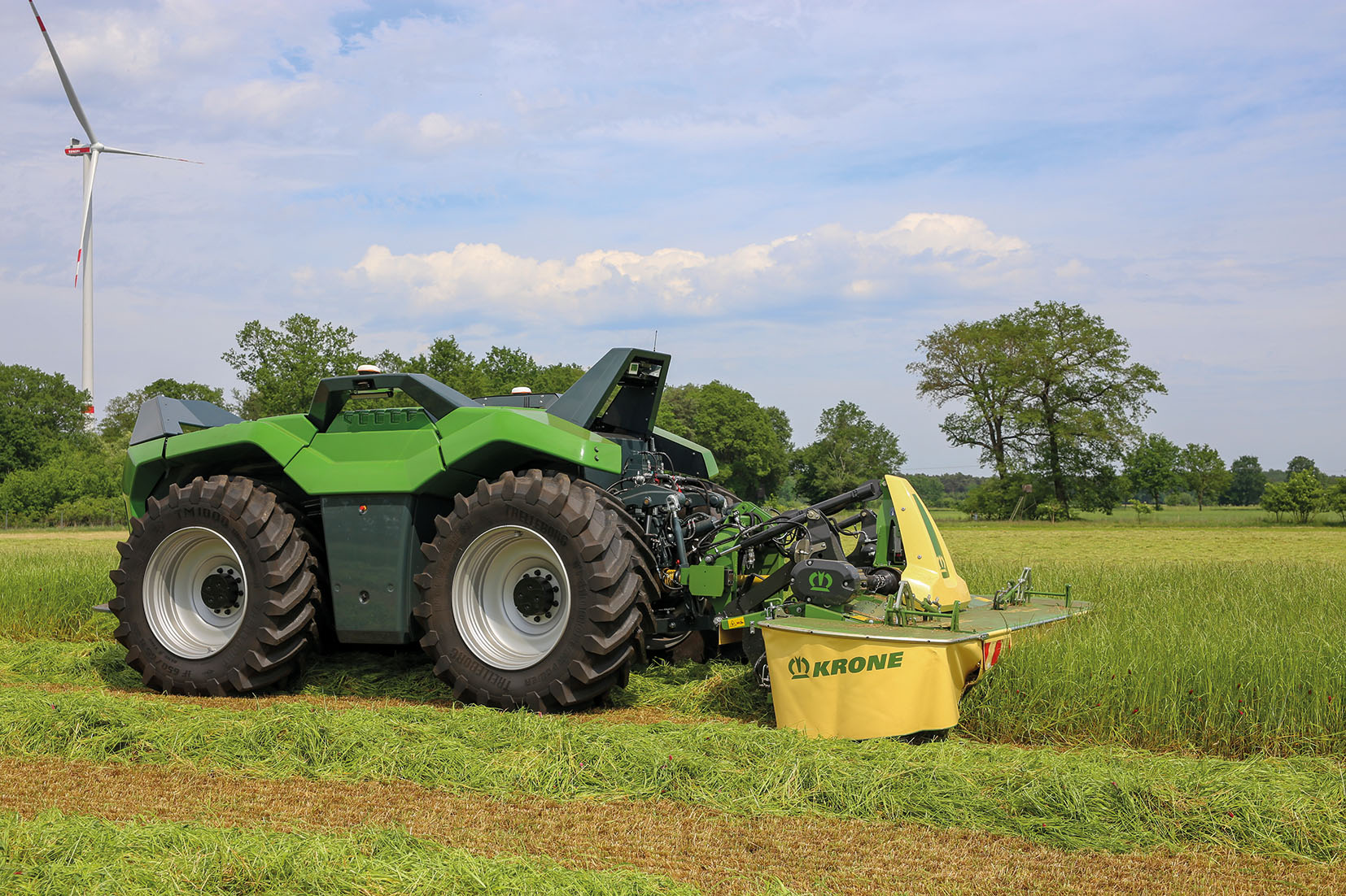 Driverless tractor concept progresses to next stage - Farmers Guide