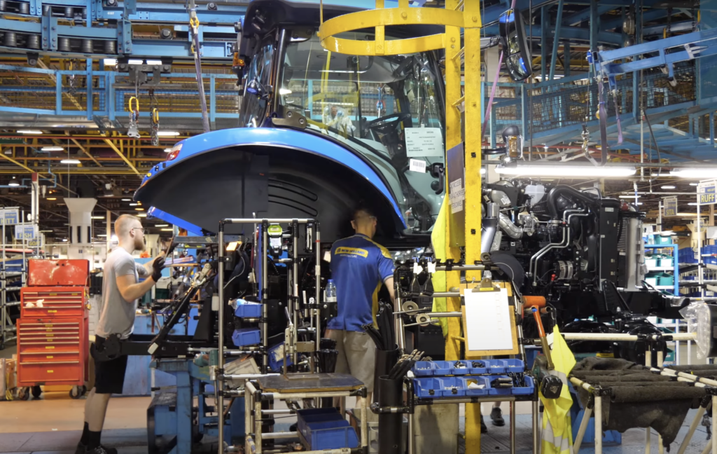 VIDEO: How a tractor is made: A tour of the New Holland plant - Farmers ...
