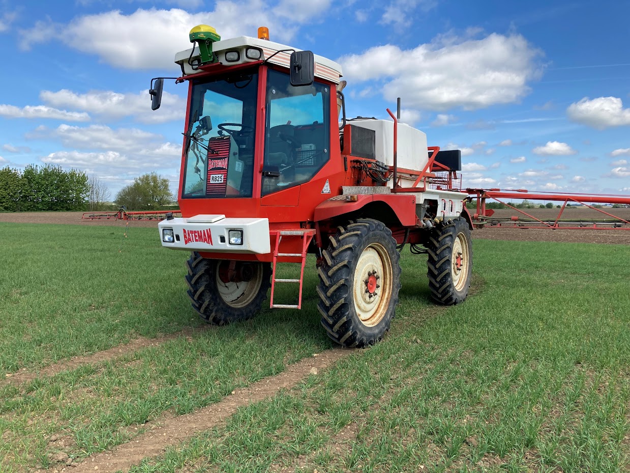 Q&A: The role of post-em chemistry in grass-weed control - Farmers Guide