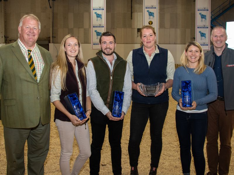 Vet students celebrated through new Farm Vet of the Future Award ...