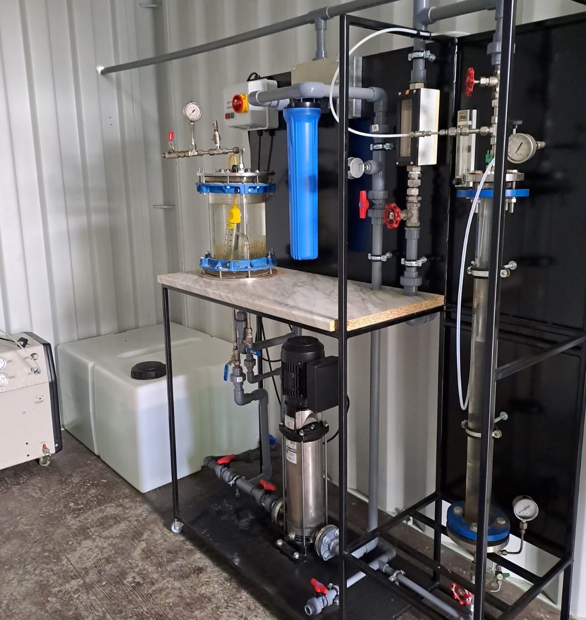 Major project aims to reduce ammonia emissions from livestock - Farmers ...