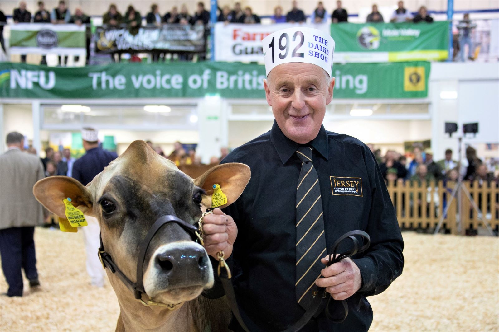 UK’s largest dairy show returns with carbon-focused theme - Farmers Guide