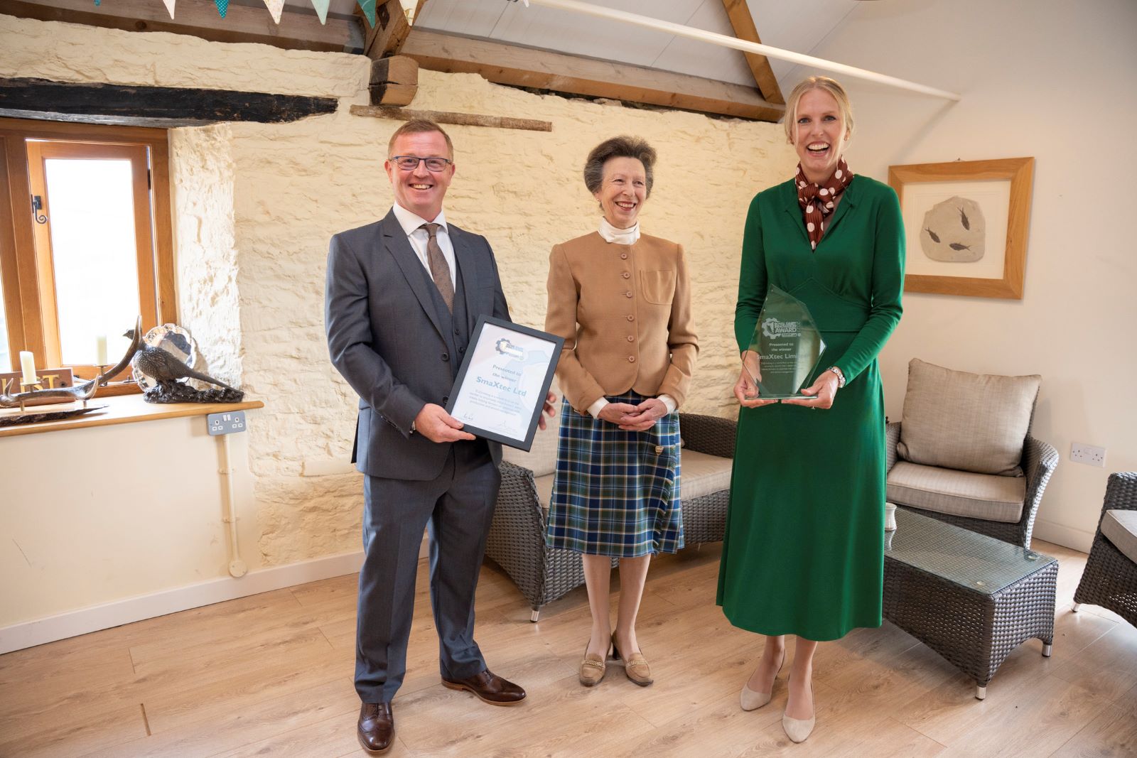 smaXtec water intake monitor scoops Royal Dairy Innovation Award ...