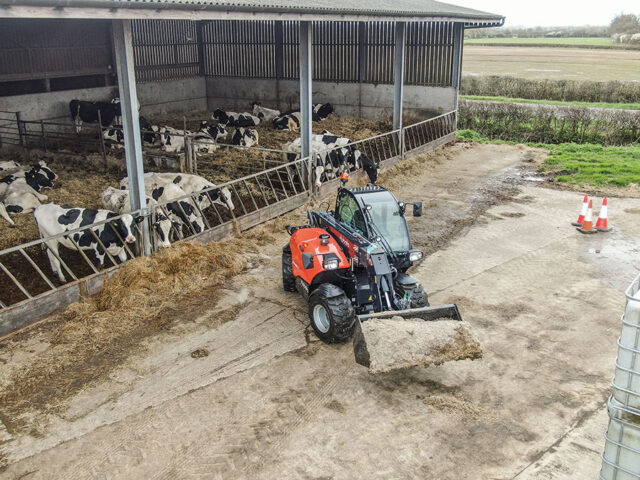 Compact telehandler is a new option for UK farmers - Farmers Guide