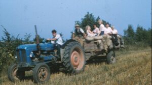 What did harvest look like in the 50s, 60s and 70s? - Farmers Guide