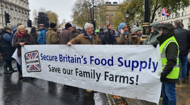 Protest: Tens of thousands of farmers descend on London - Farmers Guide