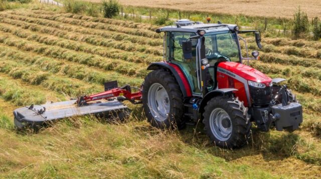 New Massey Ferguson tractor makes UK debut - Farmers Guide